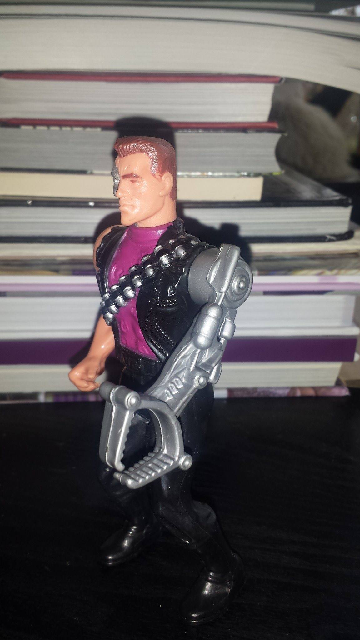 Kenner toys Terminator 2 ‘Power Arm’ Terminator action figure, 1991 ...